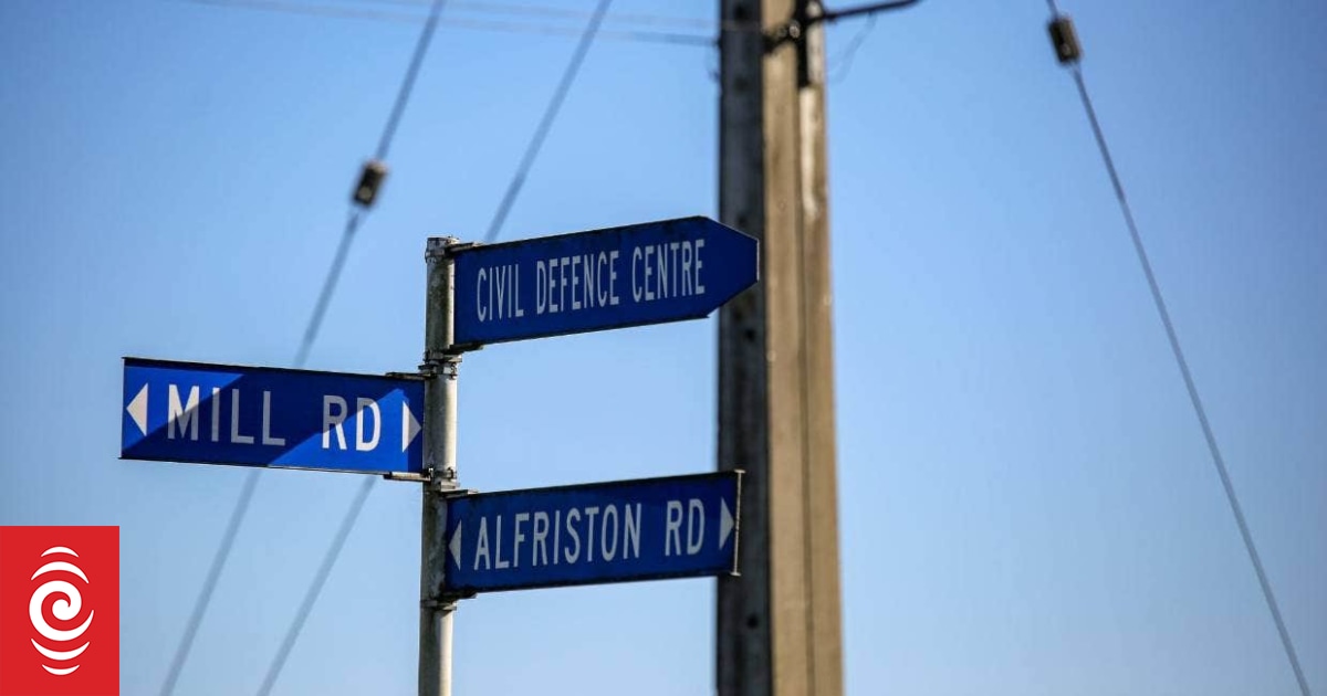 Auckland's soaring property prices blamed for Mill Rd cost blow-out ...