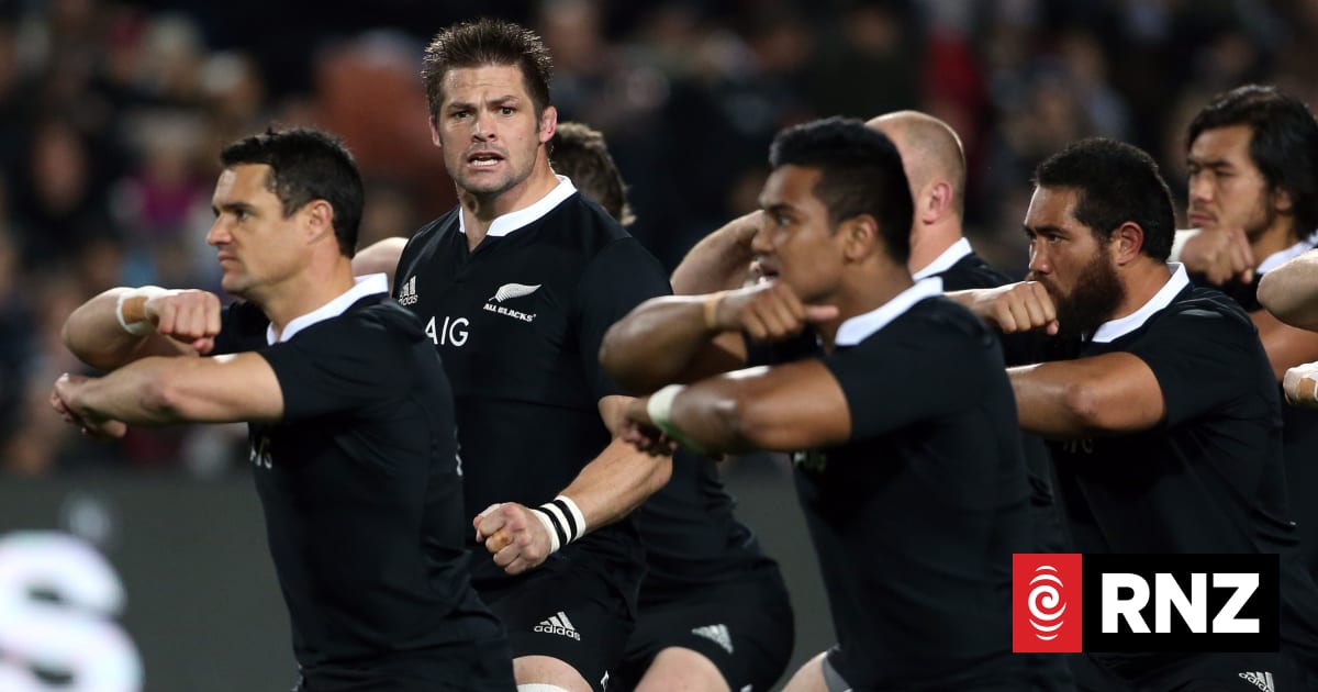 Tribe pushes for haka copyright law | RNZ