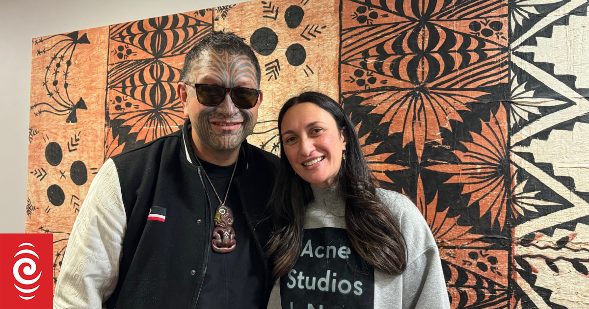 Rob Ruha joins the effort to beat haka world record | RNZ