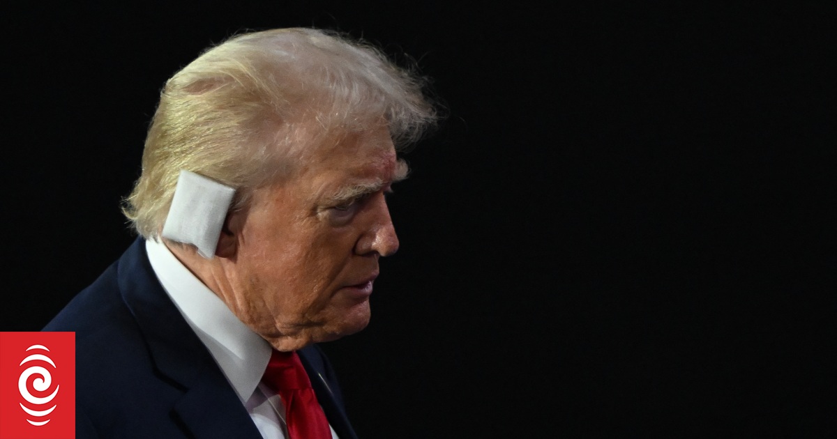 Trump appears with bandaged ear at Republican convention | RNZ News