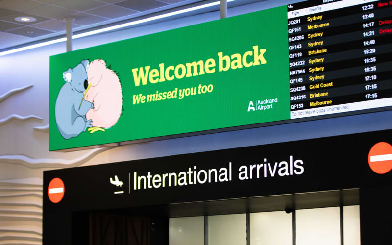 Green light for quarantine free flights with Victoria to resume | RNZ