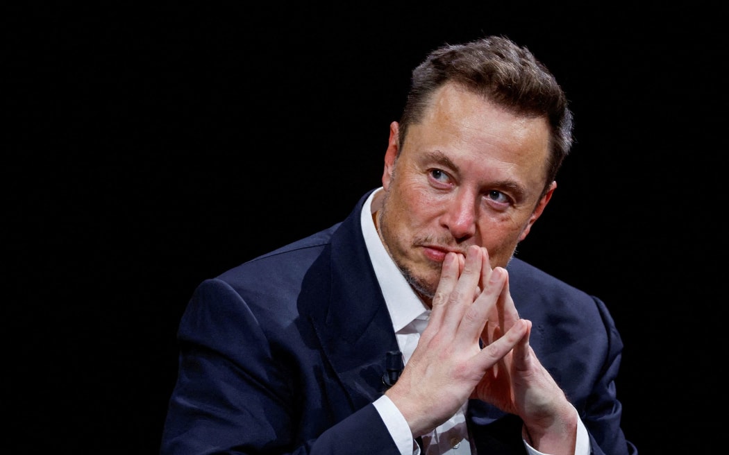 SpaceX's Starship flight hits most targets in pre-IPO test | RNZ News