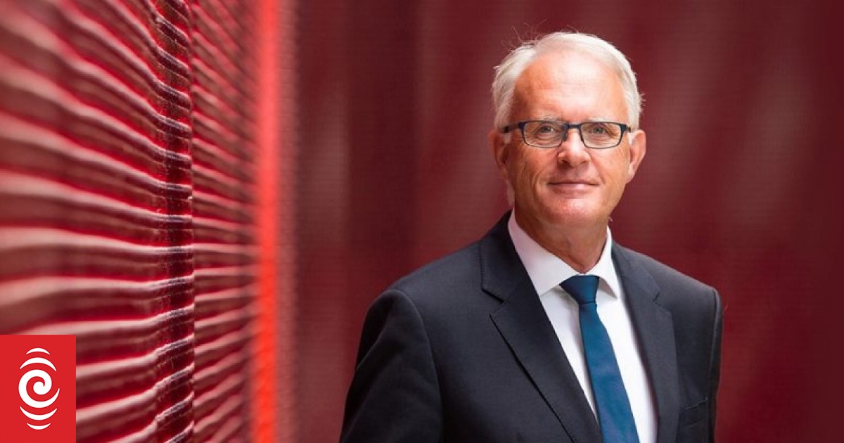 Stuart McCutcheon, former head of the University of Auckland, dies ...