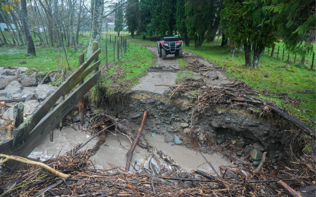 The cost of Wai-iti River flooding on Tasman farmers | RNZ News