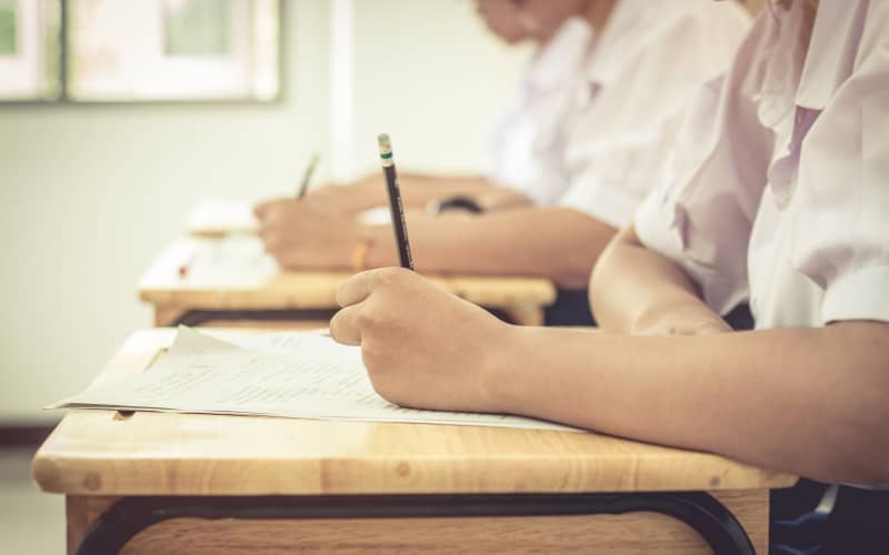 From Shakespeare to Ihimaera: New-look English curriculum planned | RNZ