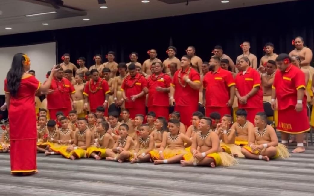 Samoan dance group preserves culture through performing arts | RNZ News