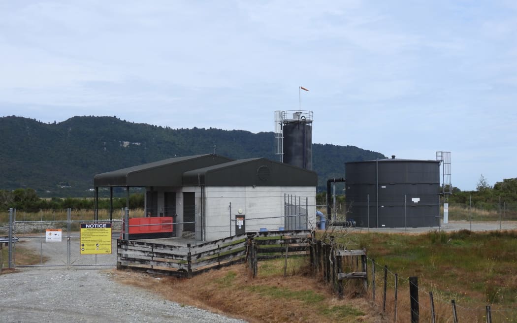 Controversial Greymouth landfill makes fresh application | RNZ News