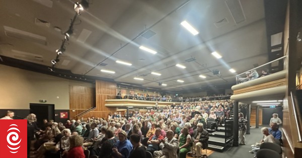 Around the motu : Kim Bowden covering Queenstown/Wanaka | RNZ