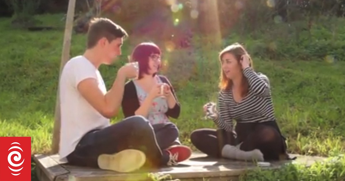 Sharing the love: What it's like to be in a polyamorous relationship ...