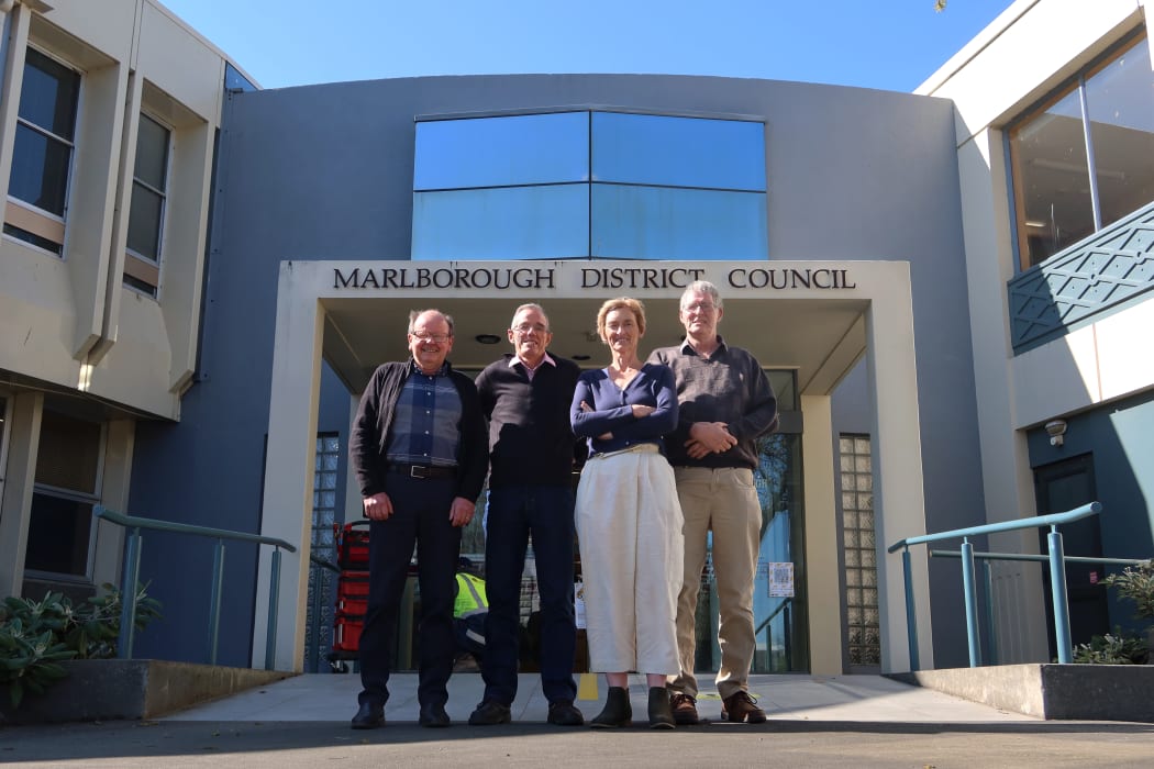 Resident describes feeling unsafe due to nearby freedom campers | RNZ News