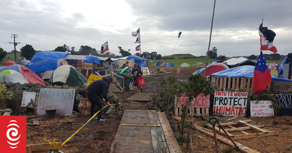 Occupied Ihumātao land could be granted highest heritage status | RNZ News