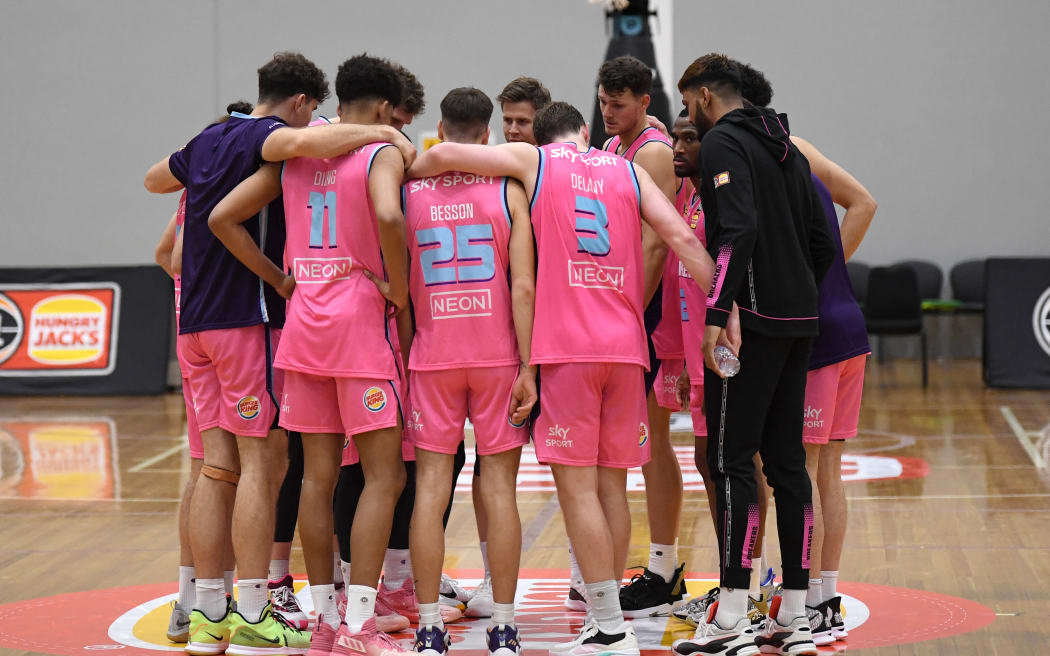 Covid cripples Breakers again | RNZ News