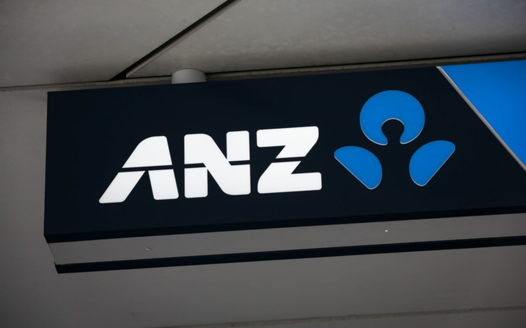ANZ sells off life insurance arm to American giant | RNZ News