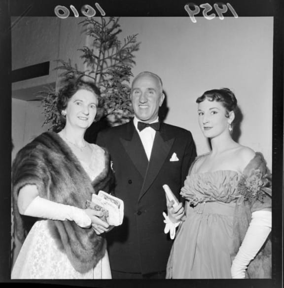Ballet in New Zealand | A Gallery from the '60 Years of the Royal New ...