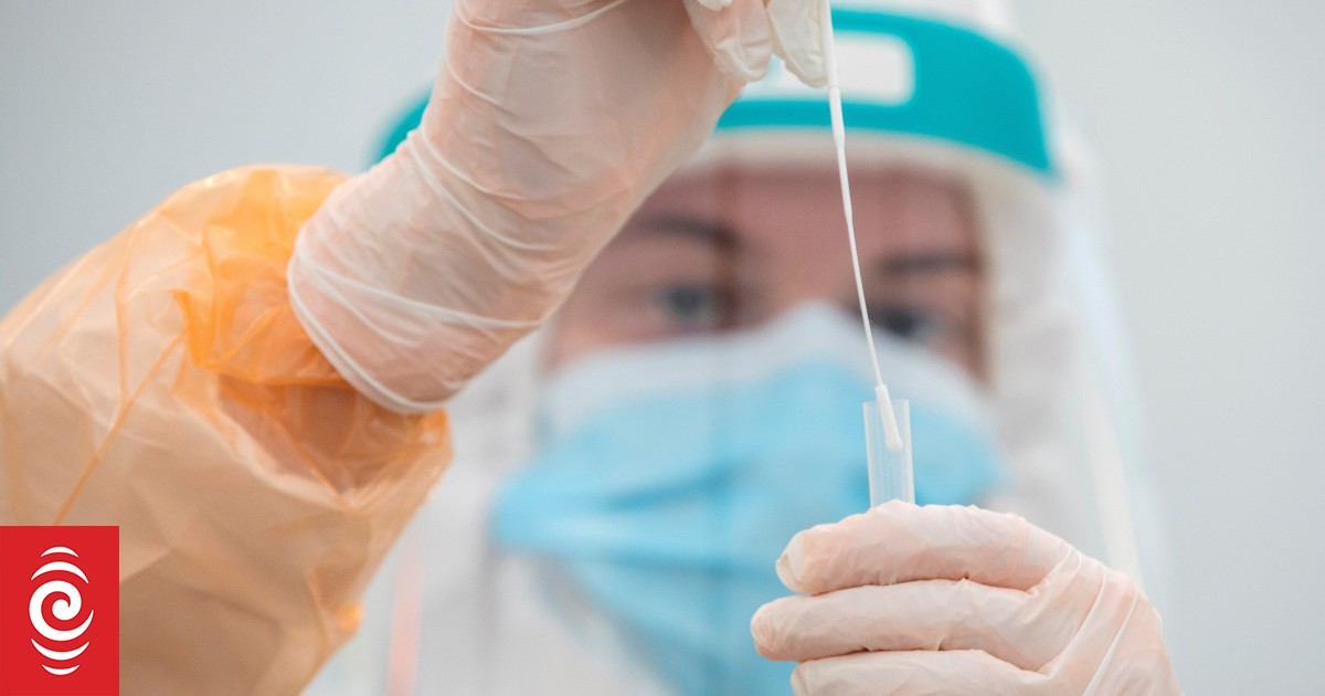 Covid-19: Person flew Perth to Auckland during lockdown - Ministry ...