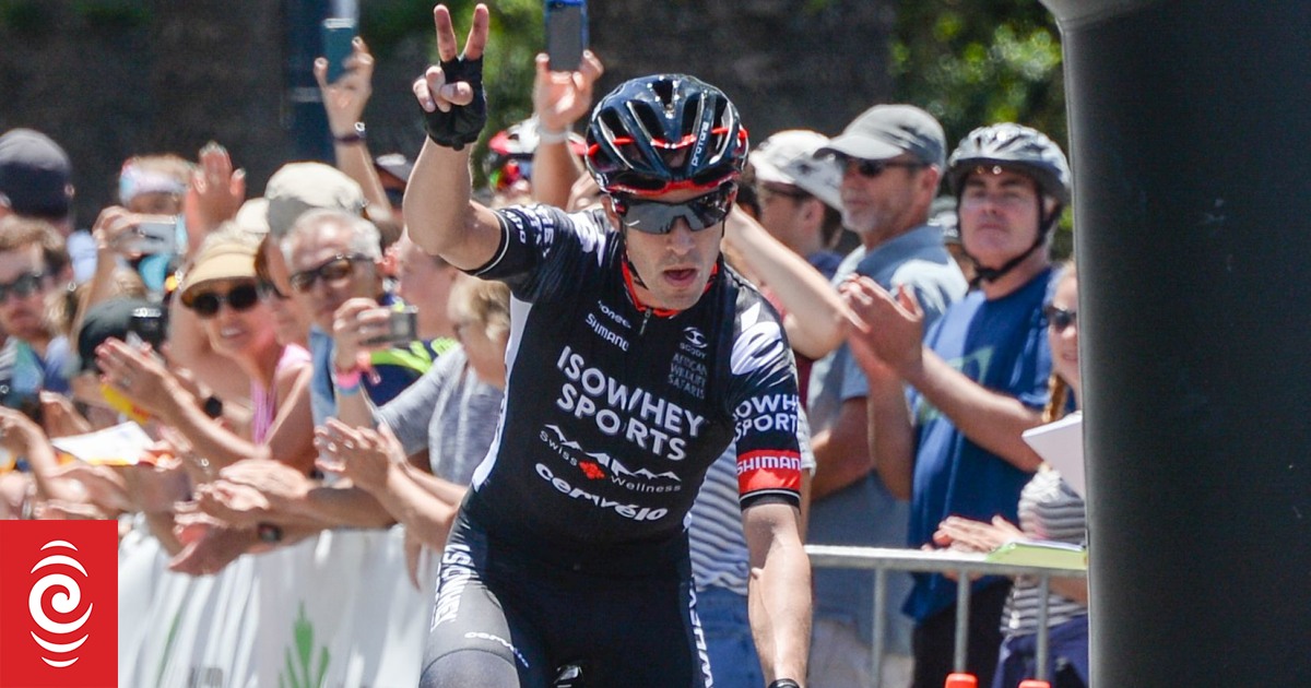 Cooper wins second road cycling title | RNZ News