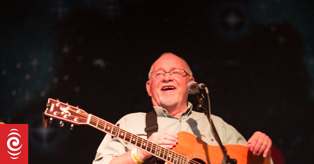 Eric Bogle - Making Peace With Songs About War | RNZ