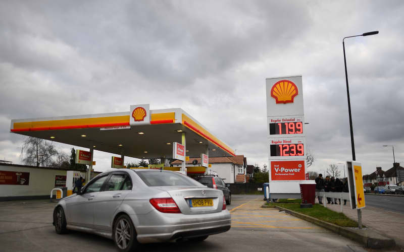 Shell petrol company to sell remaining NZ assets | RNZ