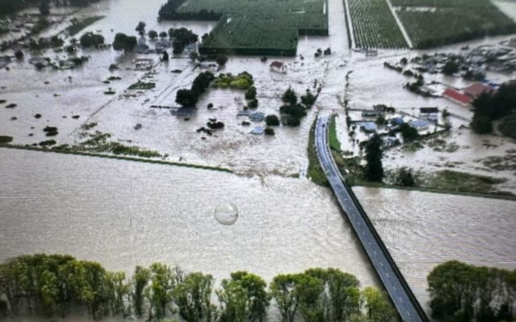 Widespread damage: Cyclone Gabrielle in pictures | RNZ News