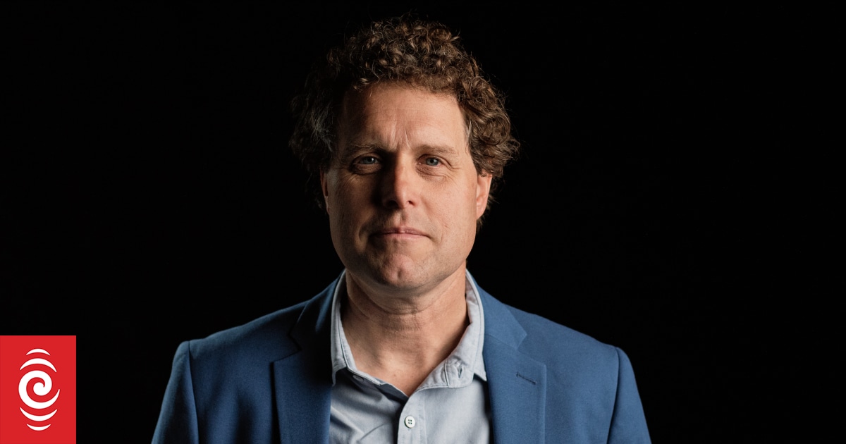 Sir Peter Beck our newest knight takes flight | RNZ