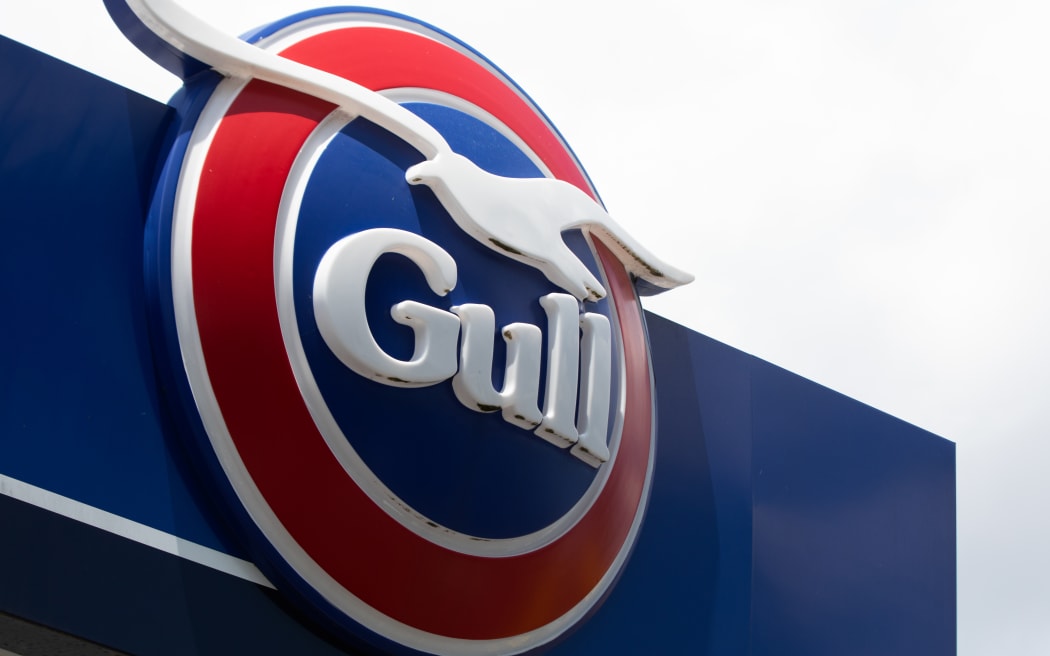 Ngāi Te Rangi expands portfolio by taking stake in Gull | RNZ News