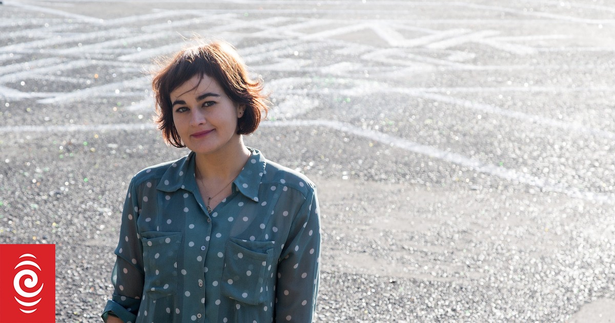 Expert feature: Creative Writing with Ashleigh Young | RNZ