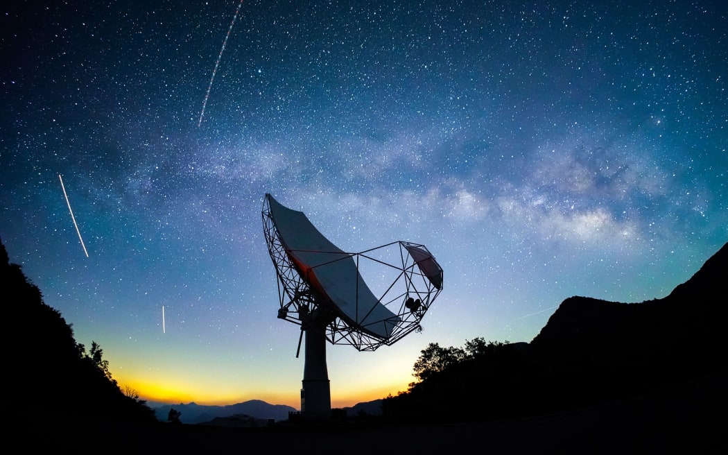 An asteroid discovered days ago will narrowly miss Earth | RNZ News