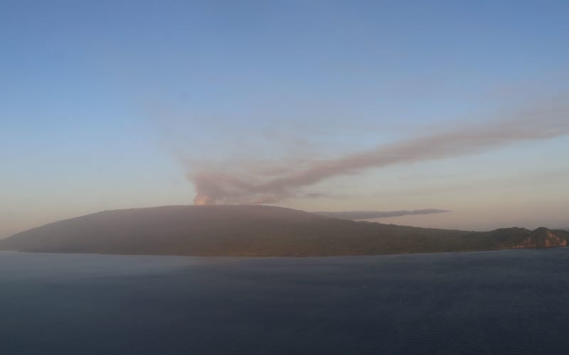Alert level for Vanuatu's Ambae volcano downgraded | RNZ