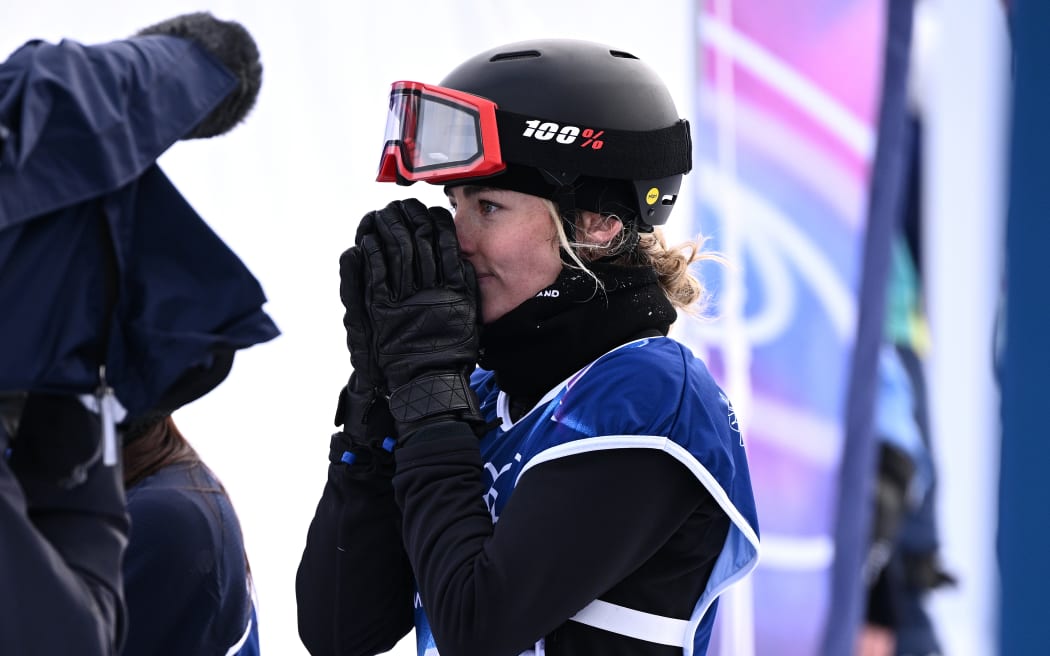 Winter Olympics: Zoi Sadowski-Synnott 'stoked' with silver medal effort ...