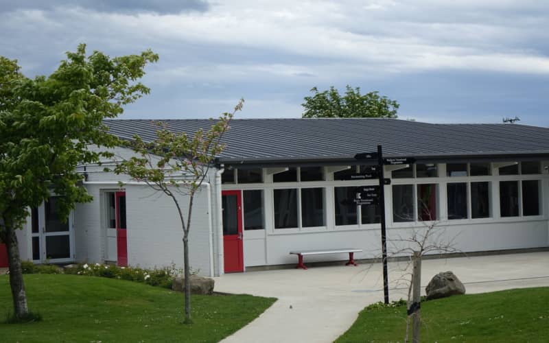 Invercargill school defends use of 'safe room' | RNZ