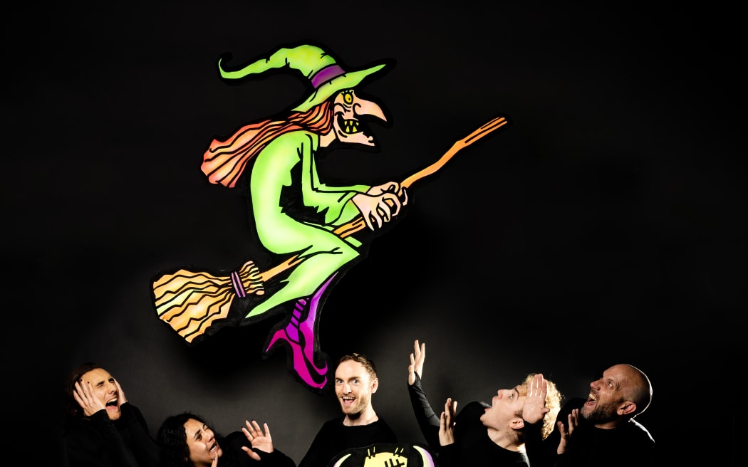 Badjelly the Witch takes to the stage with Aotearoa’s Glow Show | RNZ