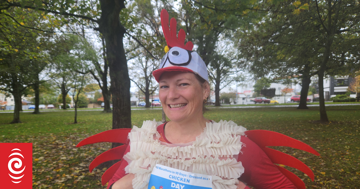 Christchurch woman dressed as chicken runs 10 marathons in 10 days for ...