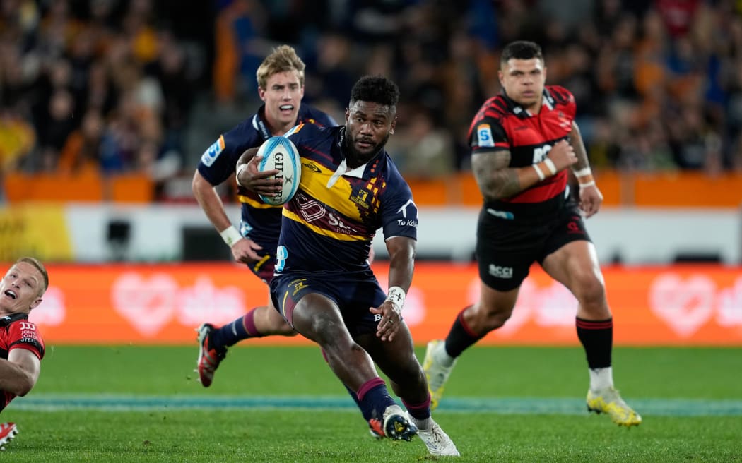 Highlanders heap more misery on Crusaders | RNZ News