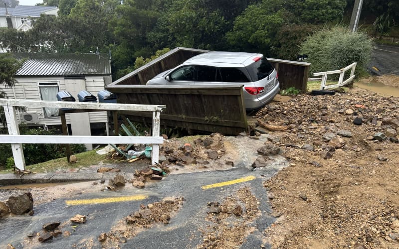 More than 1800 properties impacted by Wellington flooding | RNZ