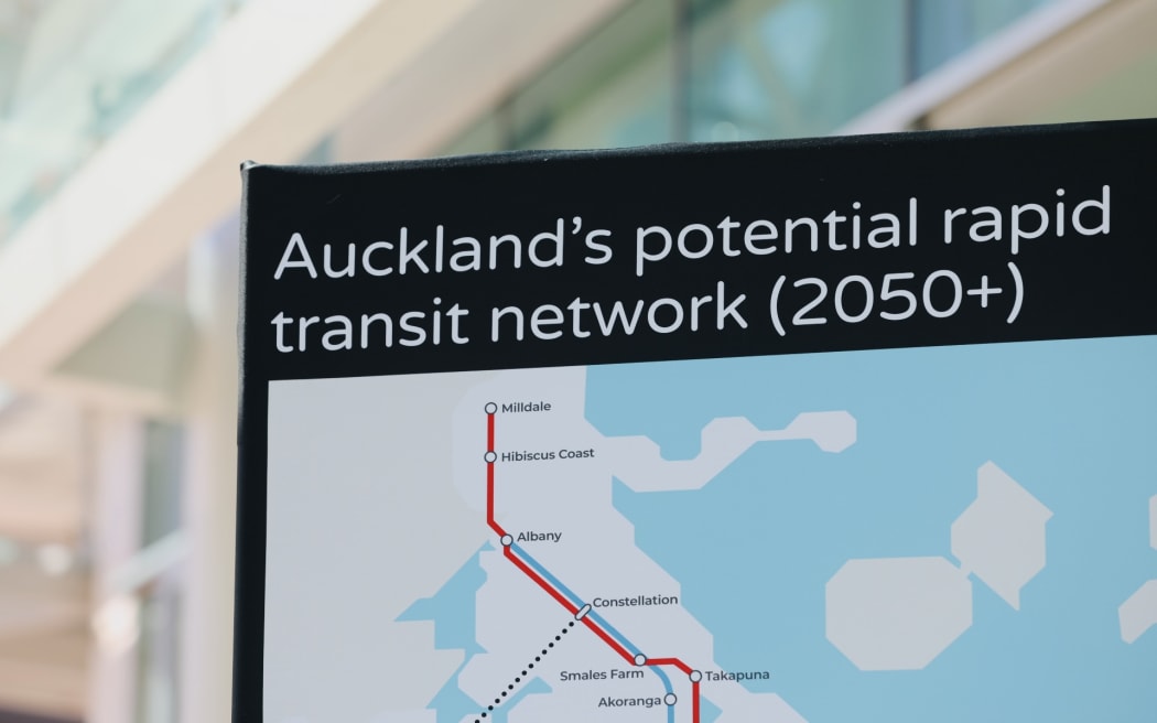 Now not the time to lodge land designation for Auckland light rail ...