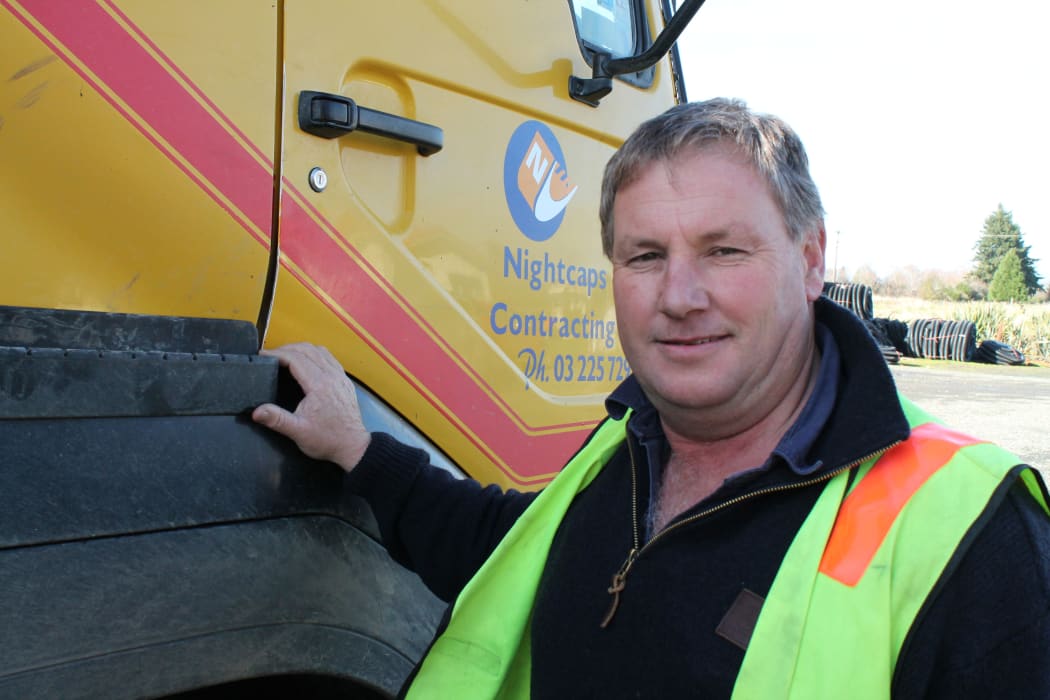 Under Five Hundy - Nightcaps | RNZ