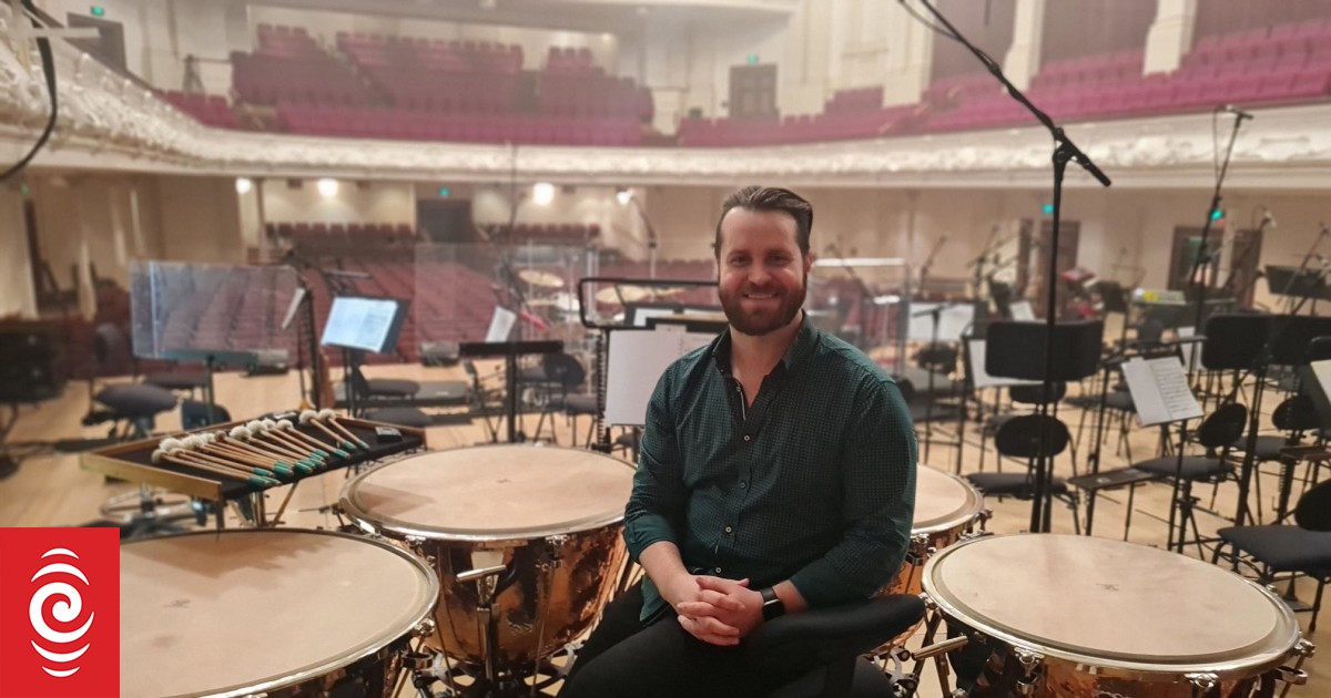 'You have to experience it live' - Steven Logan on the APO | RNZ