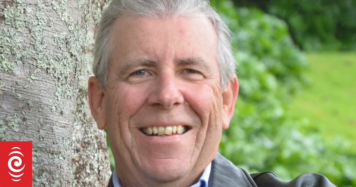 Stephen Johnson's Peace Stick | RNZ