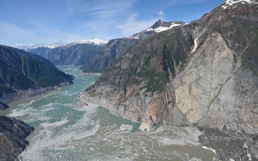 Watch: Recreating the second-tallest tsunami on record | RNZ News