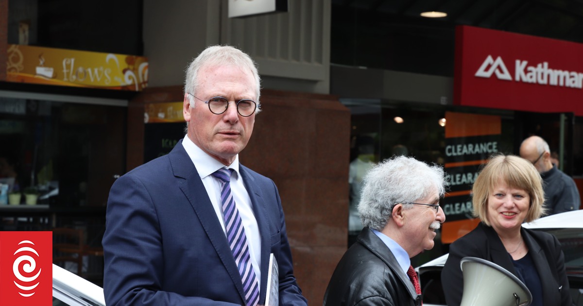 Steve Maharey will not lose jobs despite political comments - Hipkins ...