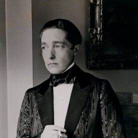 The history of the suit | RNZ