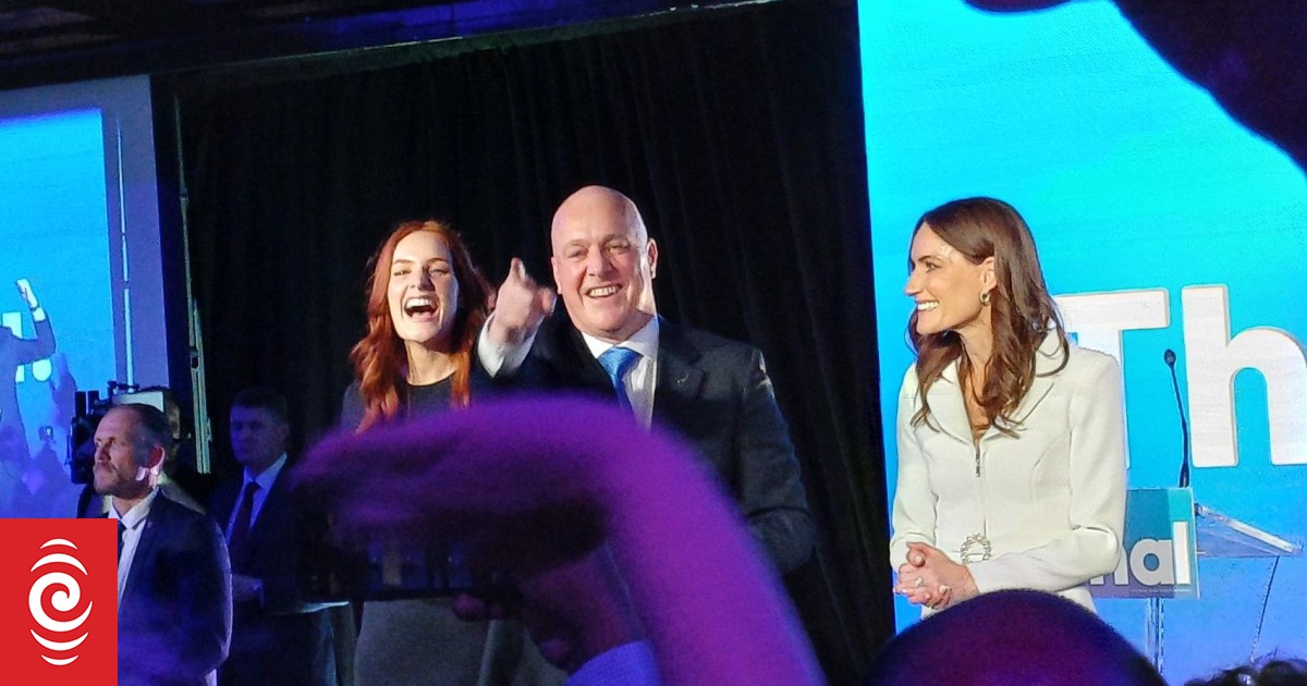 Luxon表示希望与潜在合作党派进行非公开谈判 | RNZ News