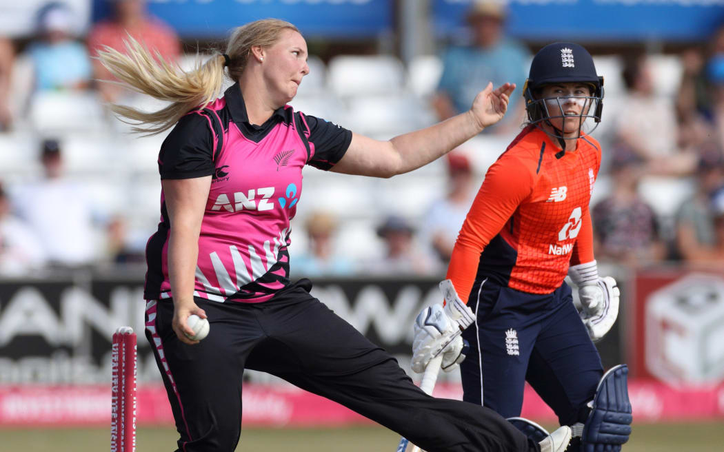 Cricket: White Ferns finally win at T20 World Cup | RNZ News