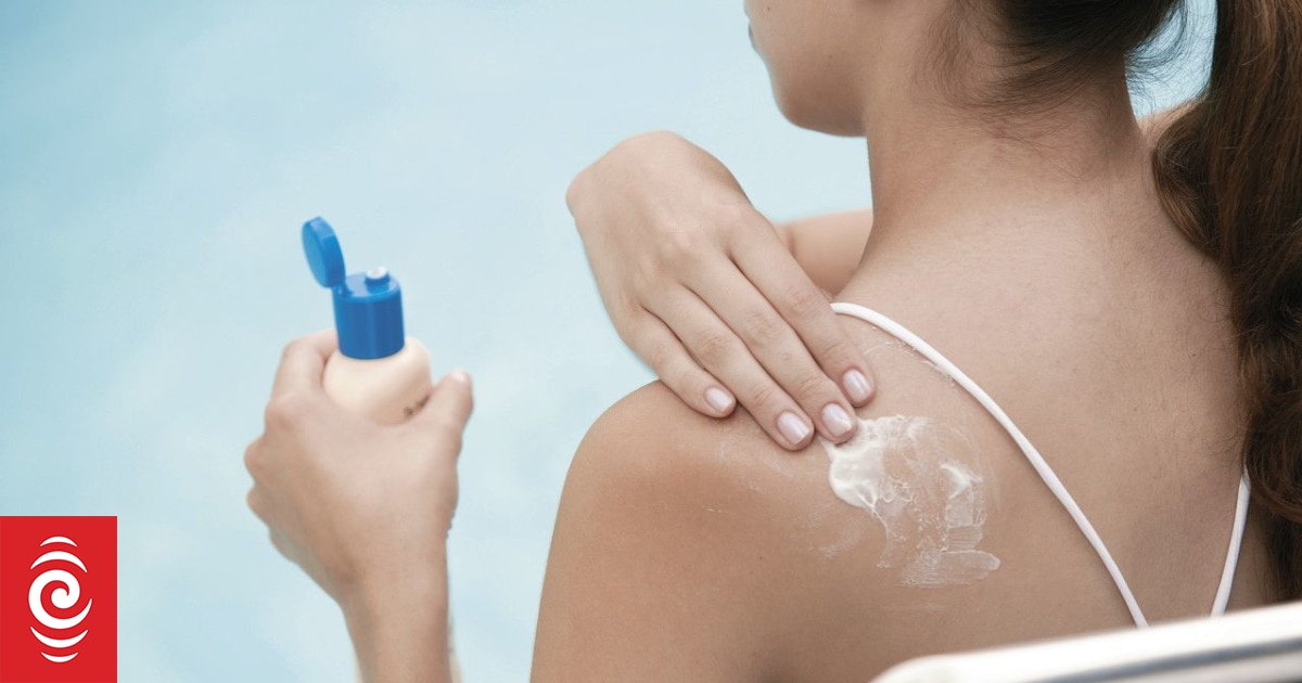 Nine sunscreen brands fail protection tests - Consumer NZ | RNZ News
