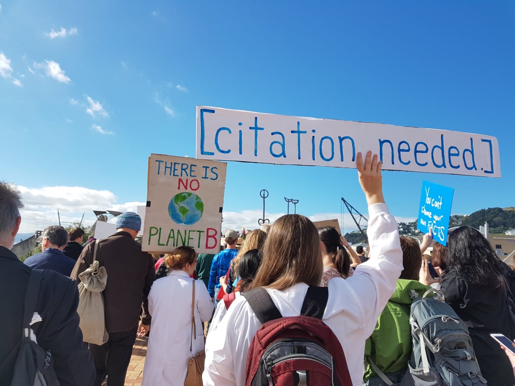 Thousands take part in science protests around world | RNZ News