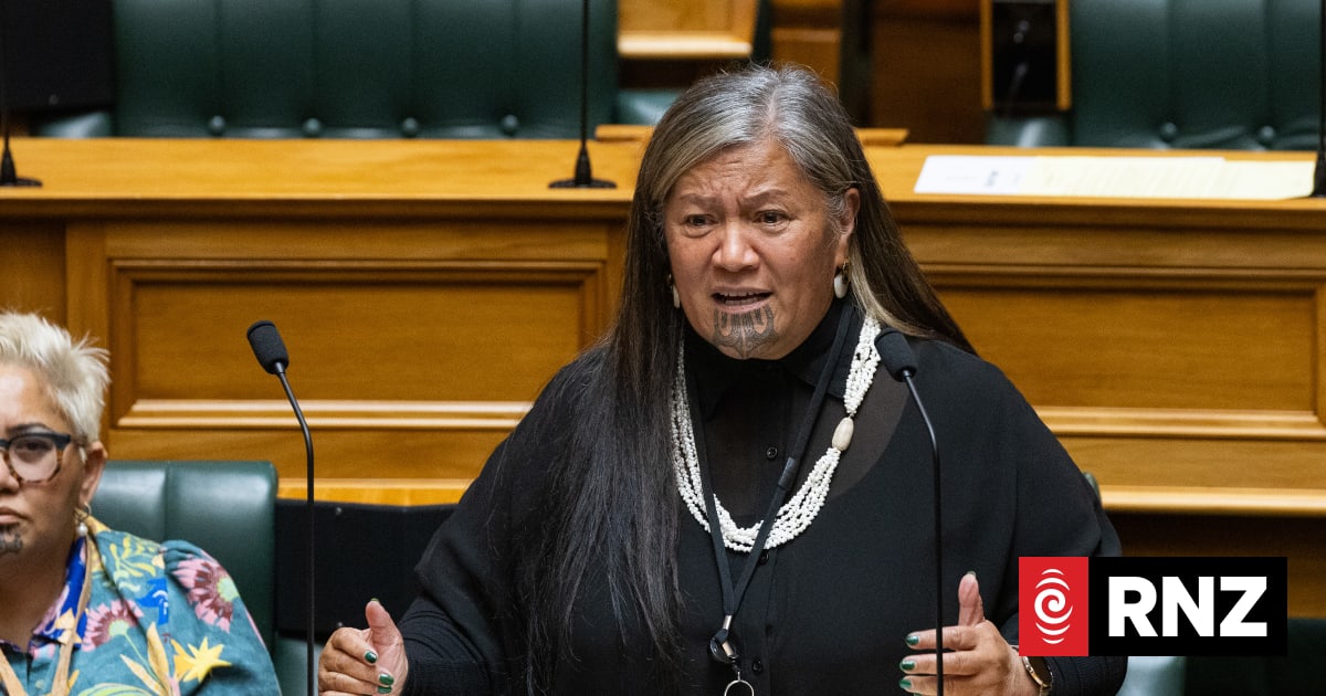 Ousted Te Pāti Māori MP taking president to court | RNZ