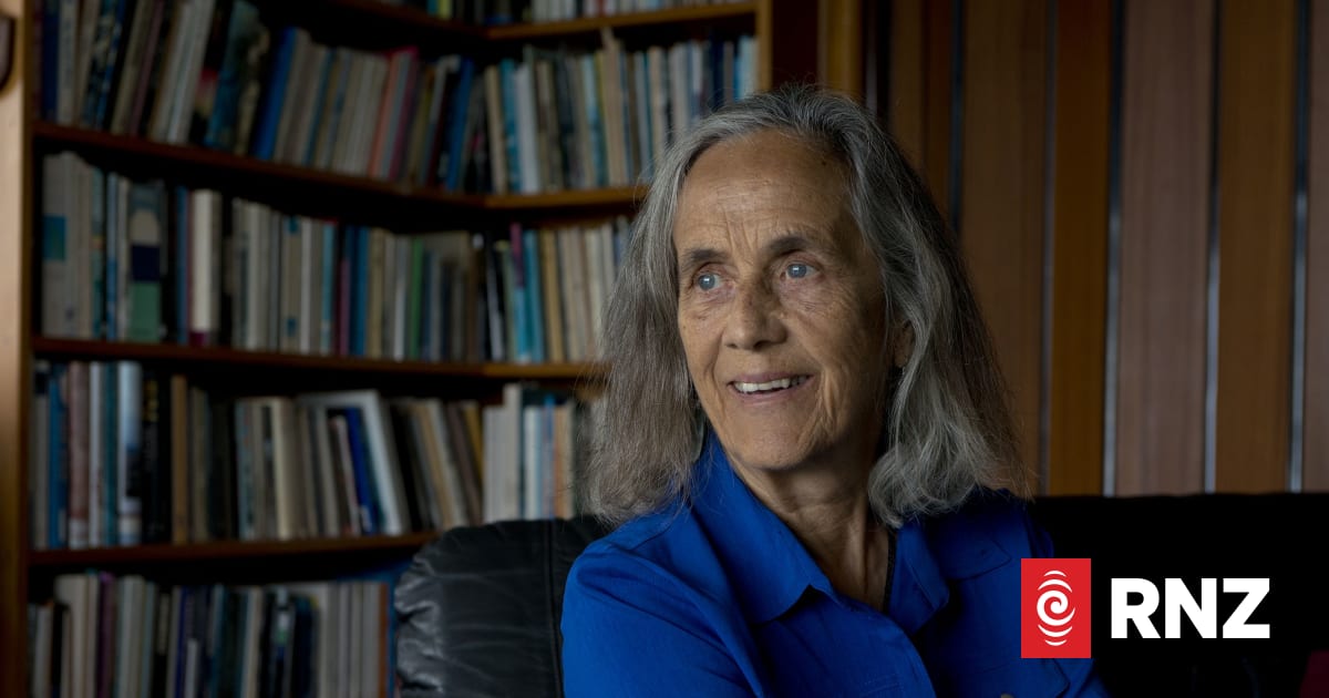 Māori authors feature in grief support sessions | RNZ