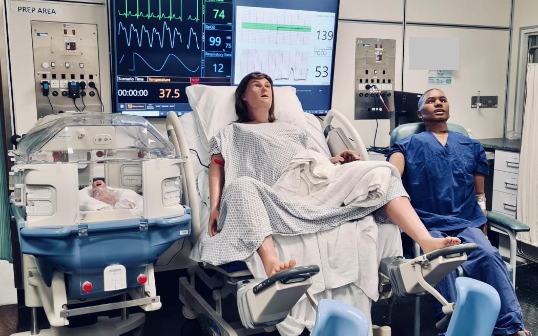 Birthing simulator helps train clinicians at Wellington hospital | RNZ