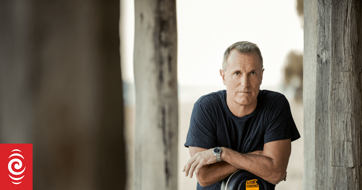 Aussie Crawl's James Reyne shares new music | RNZ