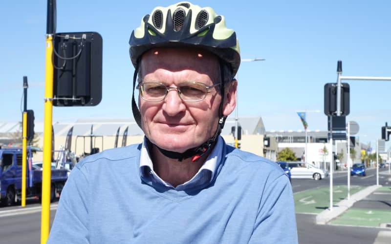 Cyclists unimpressed by new Chch cycleway | RNZ